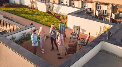 Guide: What Is a Parapet Wall and What Does It Do?