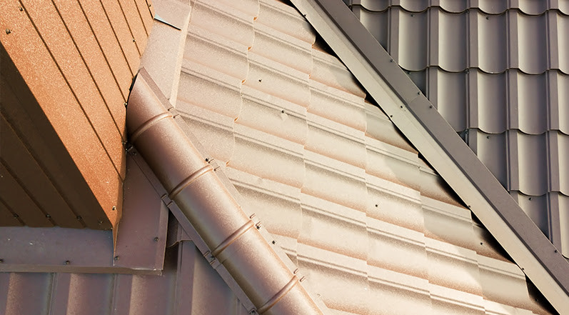 FAQ: How Does Roof Reglet Work in Roofing Systems?