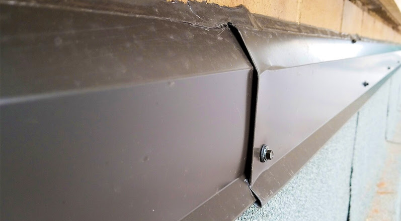 FAQ: How Does Roof Reglet Work in Roofing Systems?