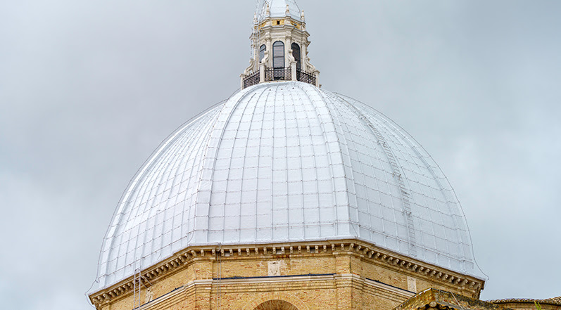 Find Your Perfect Roof: The 11 Different Types of Roofs