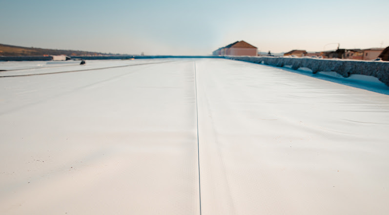 Can You Mix TPO and Shingles for Commercial Roofs?
