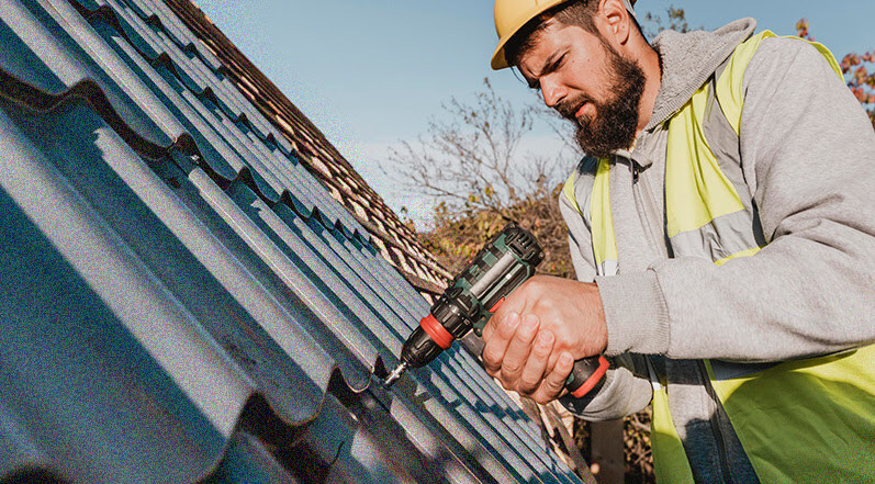 What Are Ondura Roofing Panels? The Pros and Cons