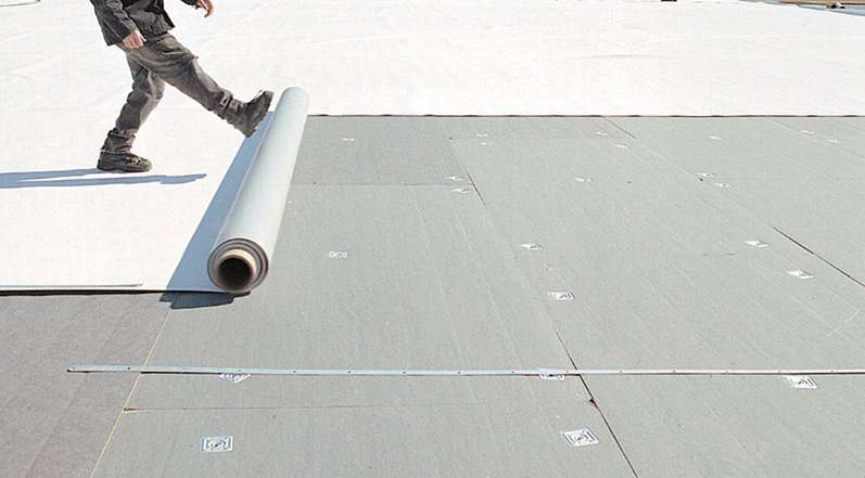 TPO (Thermoplastic Polyolefin) Roofs: Benefits, Process & Cost