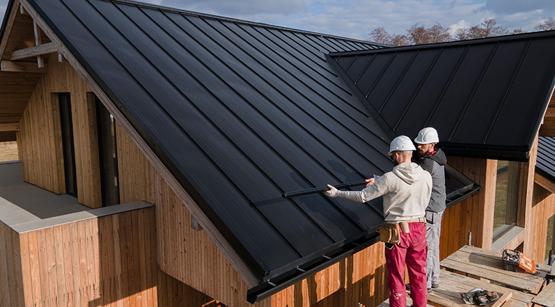 Gable Roof vs. Hip Roof and The Differences Between Them