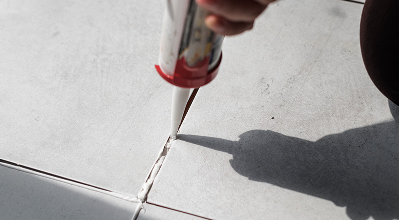 What Are The Best Types of Sealants for Metal Roofs?