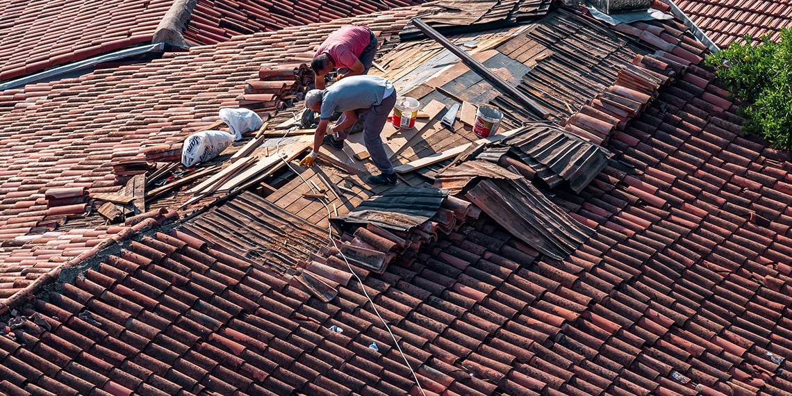 What is Roof Sag and How Much is an Acceptable Amount?