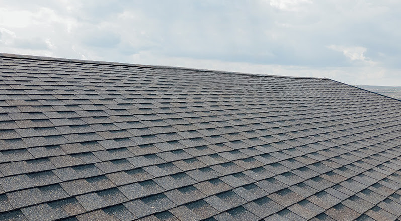 Guide: What Are The Different Types of Asphalt Shingles?