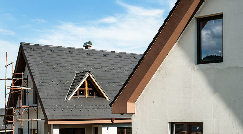What Does Roof Pitch Mean, and How Do You Measure It?