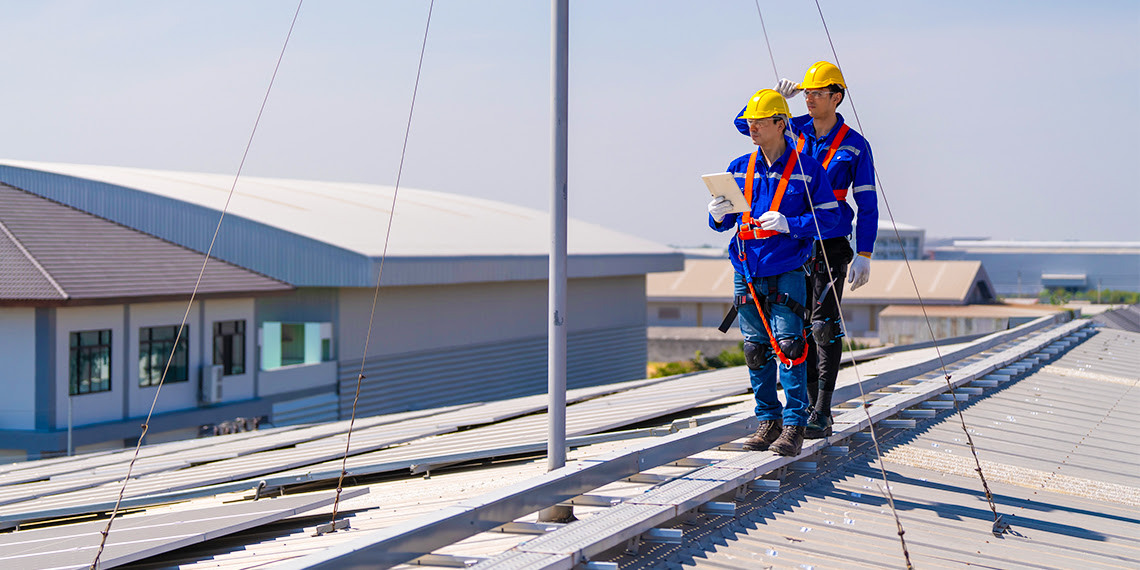 Commercial Roof Surveys: How Inspections Work in Atlanta