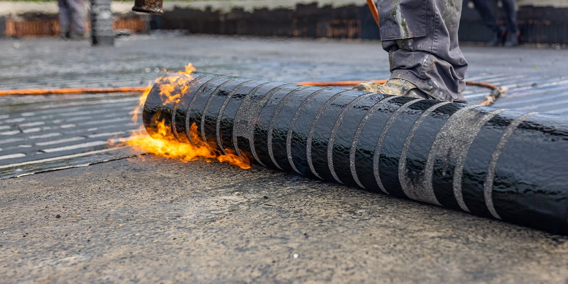 Alternatives to Hot Tar Roofs That Are Safe and Non-Toxic